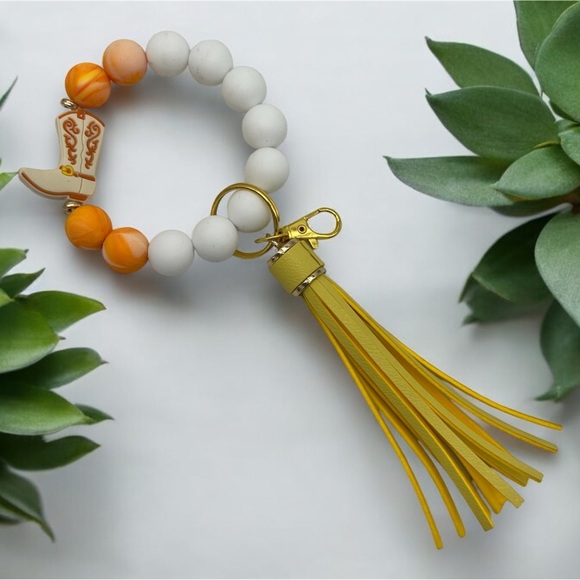 redound stl | Accessories | The John Keychain Bracel Yellowstone ...